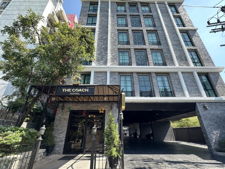 部屋レポ！【The Coach Boutique Hotel Sukhumvit 14 Bangkok by Compass ...