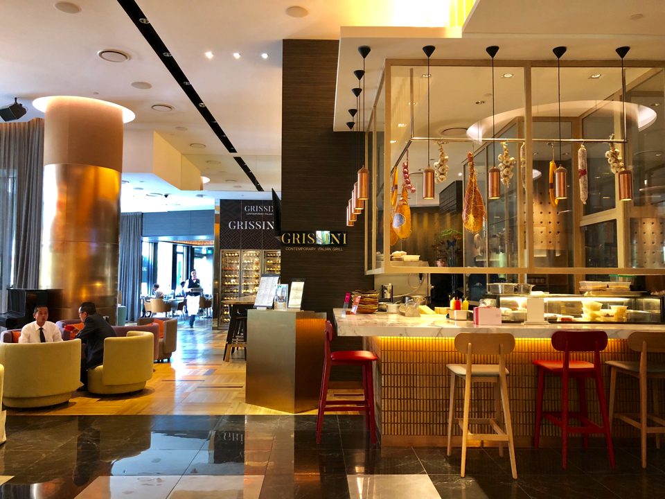 Detailed review & photos “Grand Copthorne Waterfront” – Fish&Tips